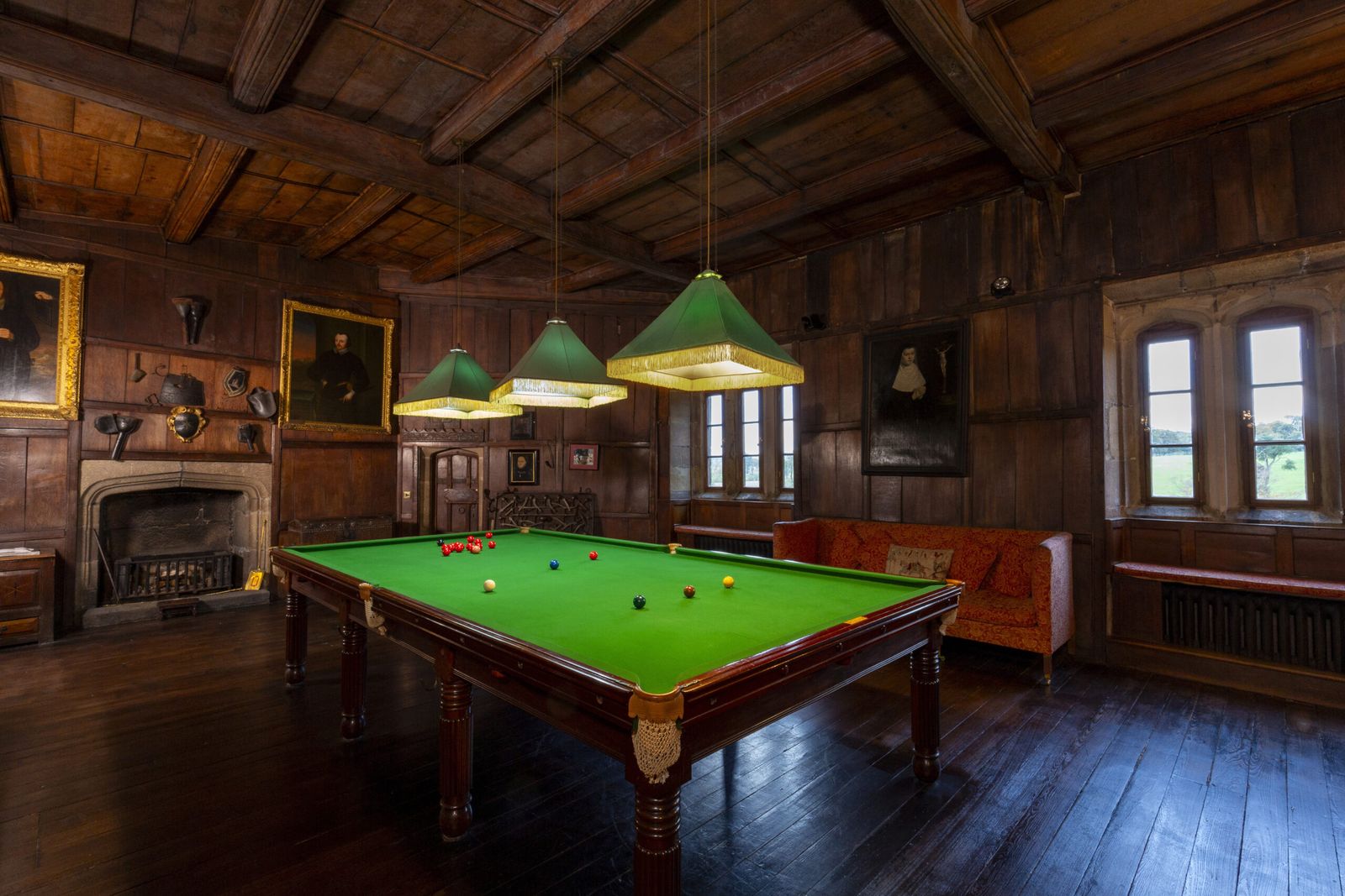 A £21 million castle that's come up for sale for the first time in 700 ...