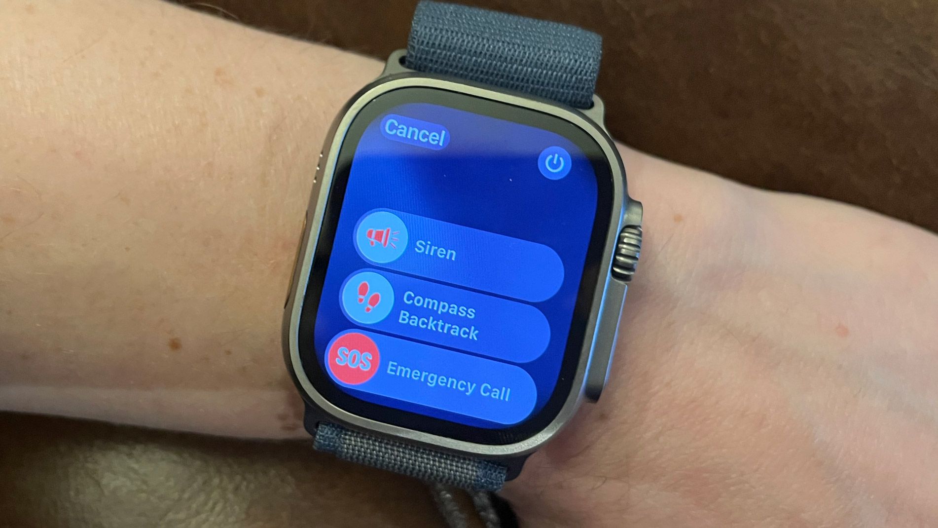 How to use the safety tools on your Apple Watch: Crash Detection ...