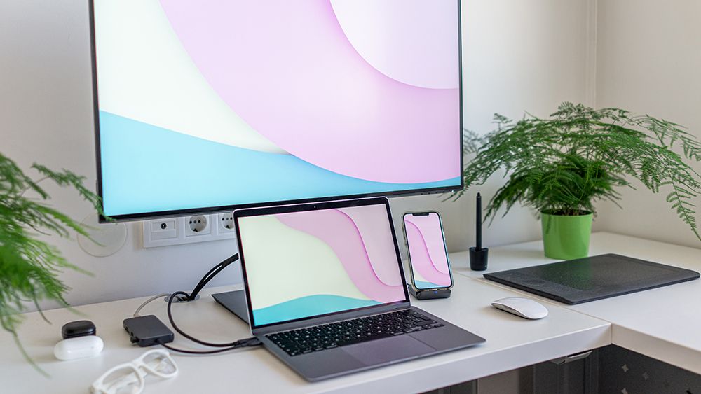 How to connect a laptop to a monitor | Creative Bloq