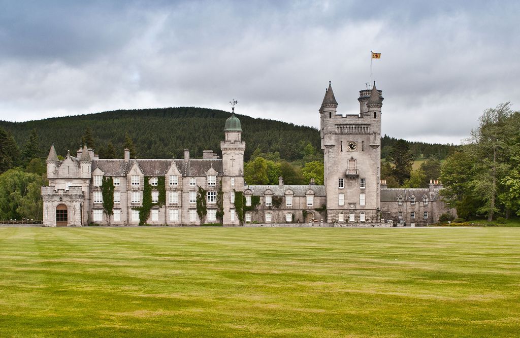 Royal residences: the palaces that the Royal family live in | Homes and ...