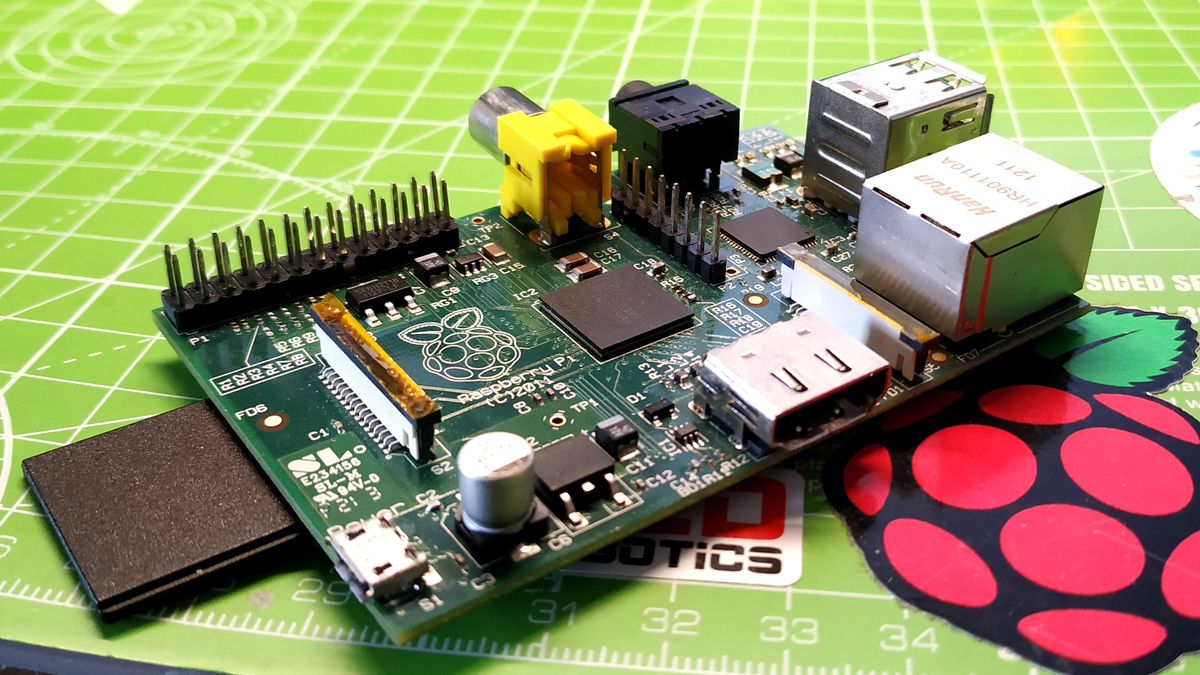 Using HATs with the Original Raspberry Pi | Tom's Hardware