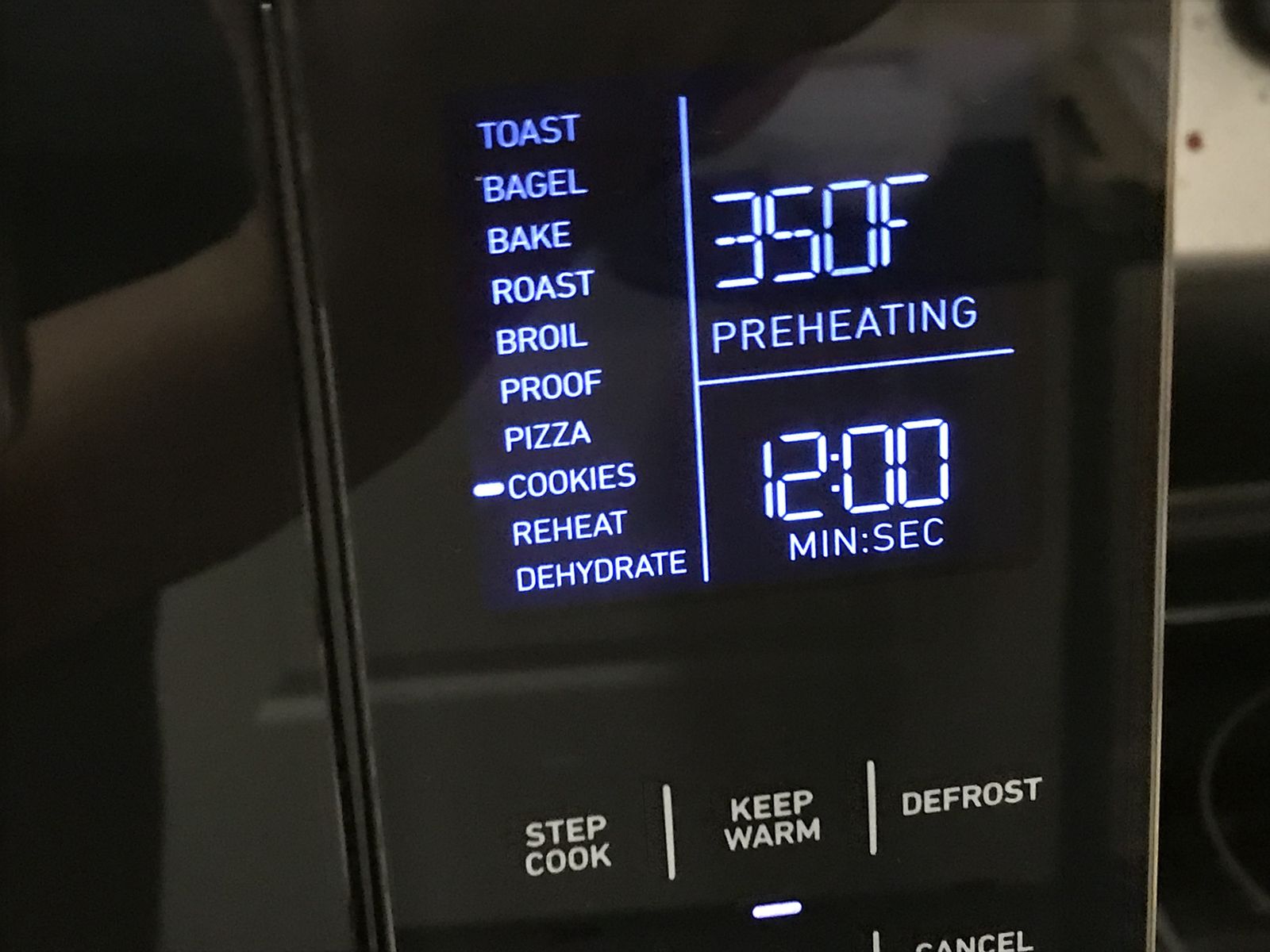 Calphalon Performance Cool Touch Toaster Oven review | Homes and Gardens