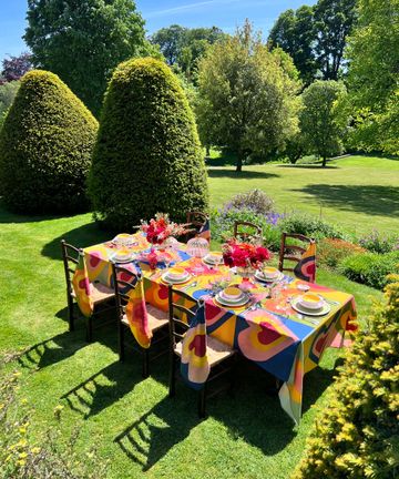 What are the rules for a table centerpiece? | Homes and Gardens