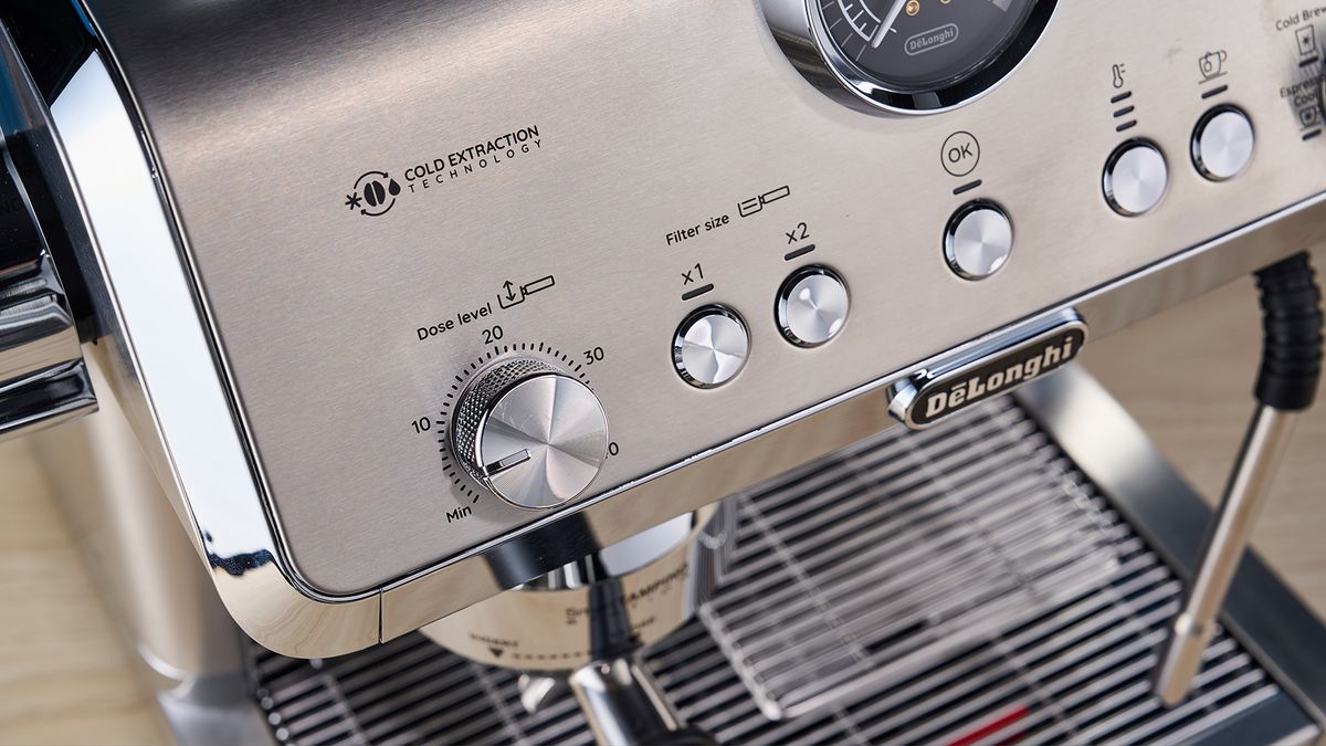 De’Longhi La Specialista Opera review: I'm crafting barista-quality ...