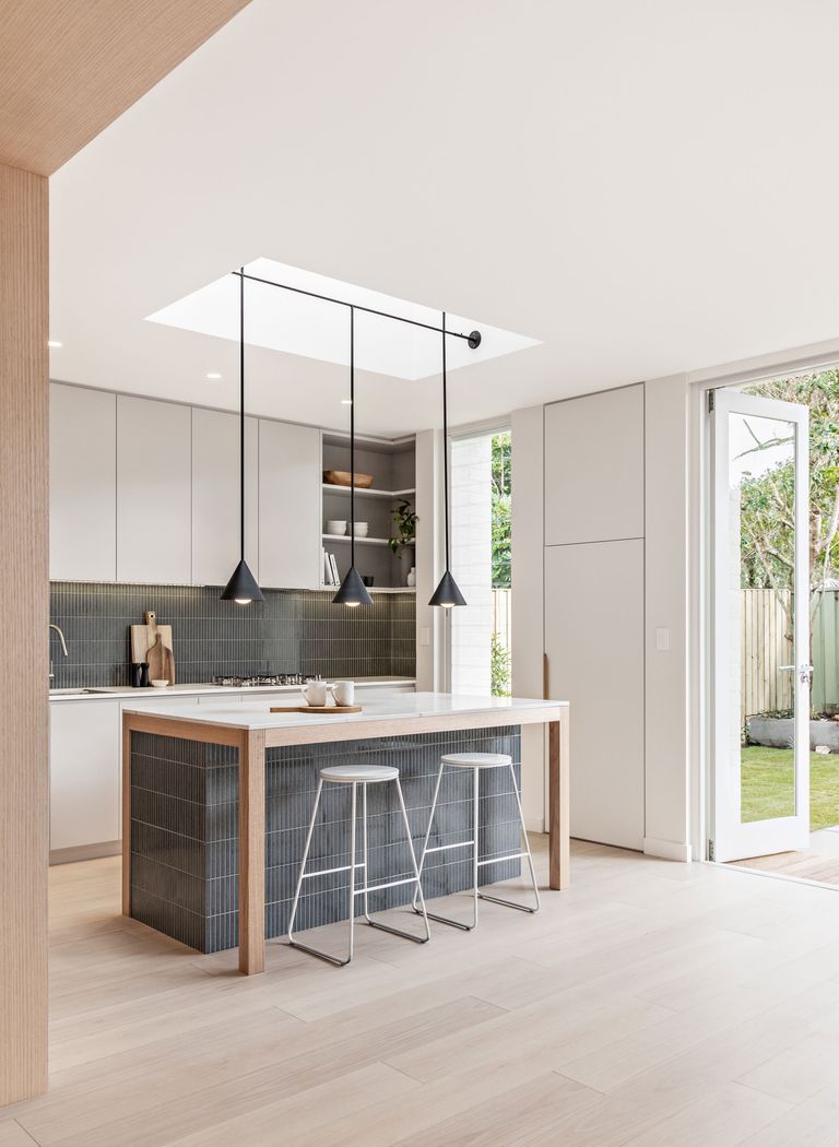 10 Creative Kitchen Extensions With Skylights to Inspire | Livingetc