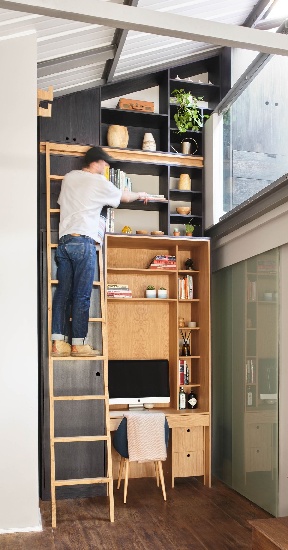 Creative landing storage ideas for every home | Homebuilding