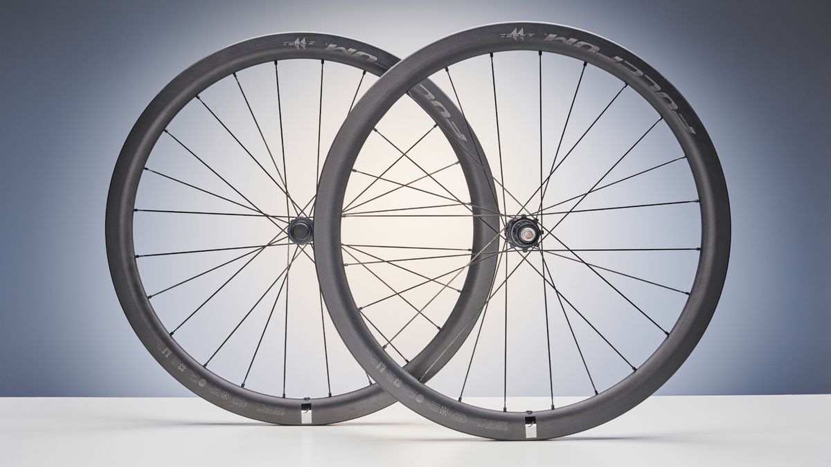Fulcrum Speed 42 wheels review – light, fast and very good in ...