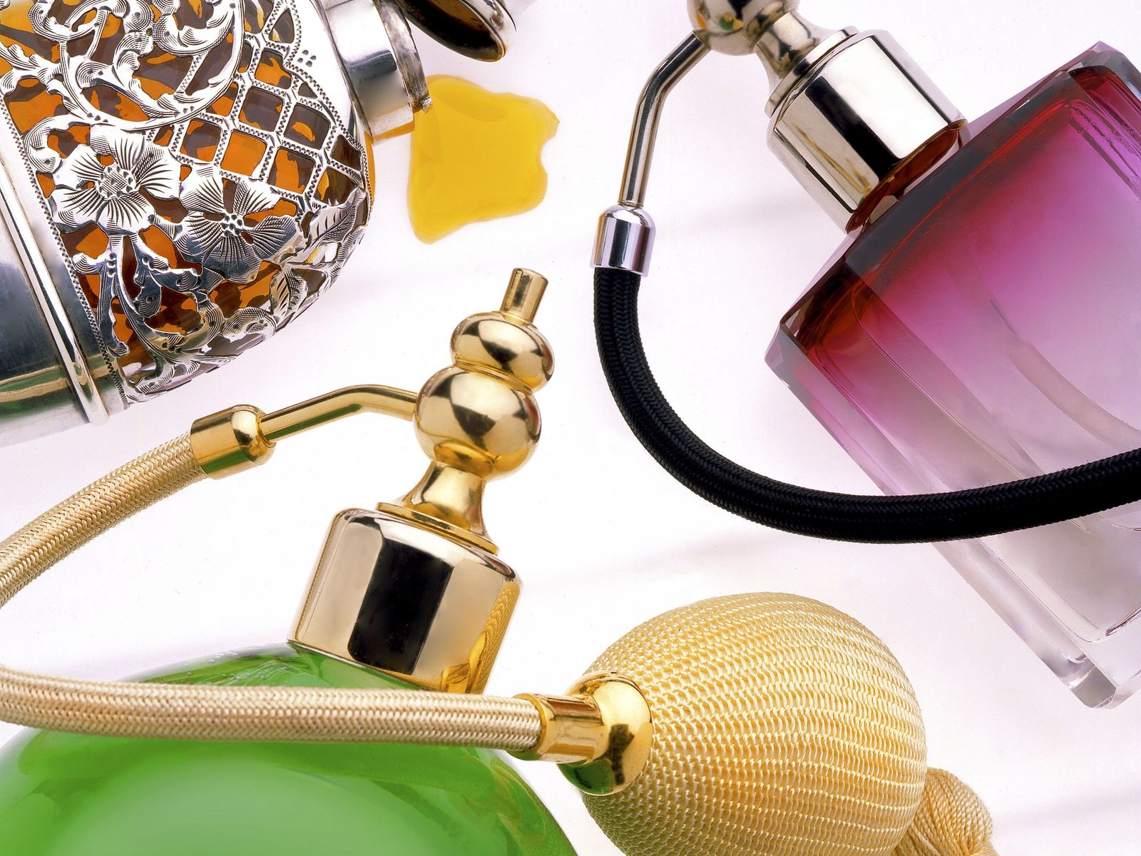 The exact perfumes to wear at each stage of your cycle | Marie Claire UK