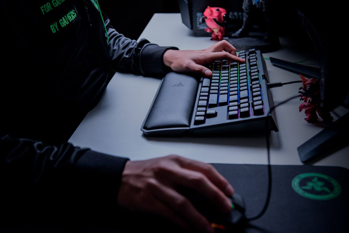 Razer's Mechanical Gaming Keyboard Is Half off (and Other Razer Sales ...