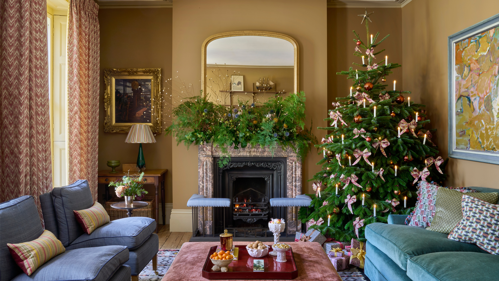 The Most Beautiful Christmas Homes from Our Archives | Homes and Gardens
