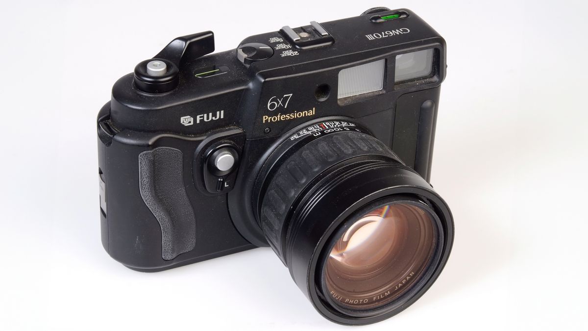 Fujifilm's GFX100RF is the culmination of a 50-year quest to create the perfect fixed-lens ...