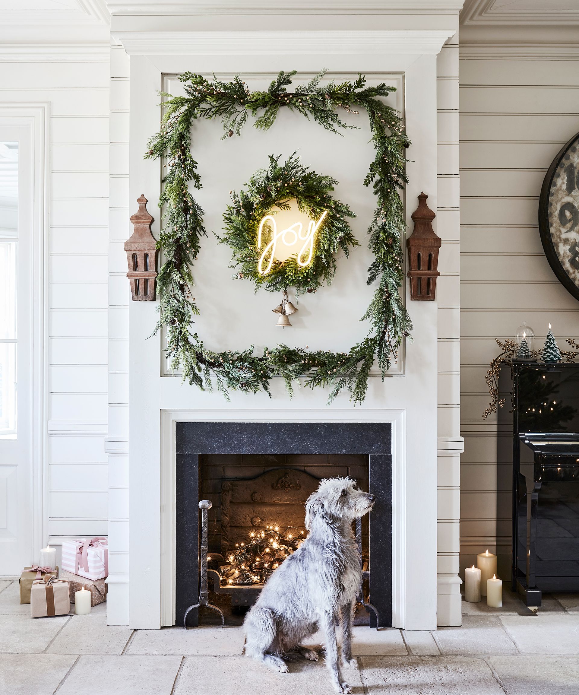 Rustic Christmas decor – 16 ways to style a farmhouse space | Real Homes