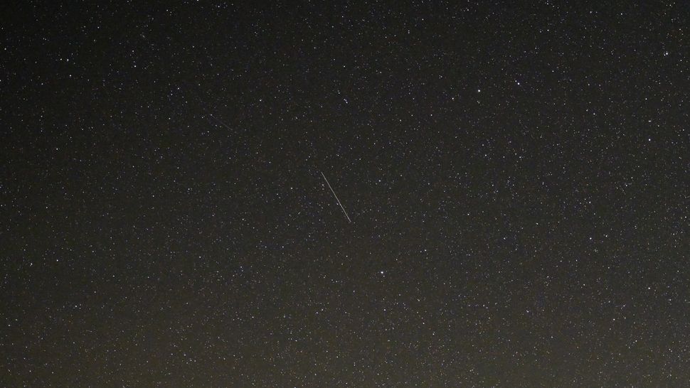 Look up! How to see the Eta Aquarid meteor shower 2025 peak overnight ...