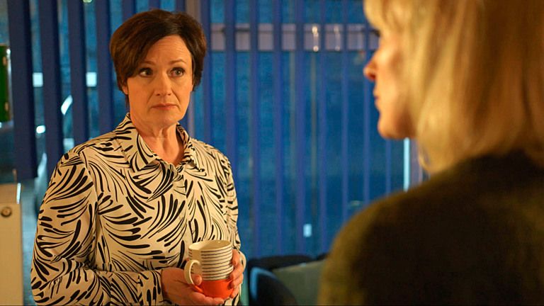 Doctors spoilers: Emma warns Zara about Graham... | What to Watch