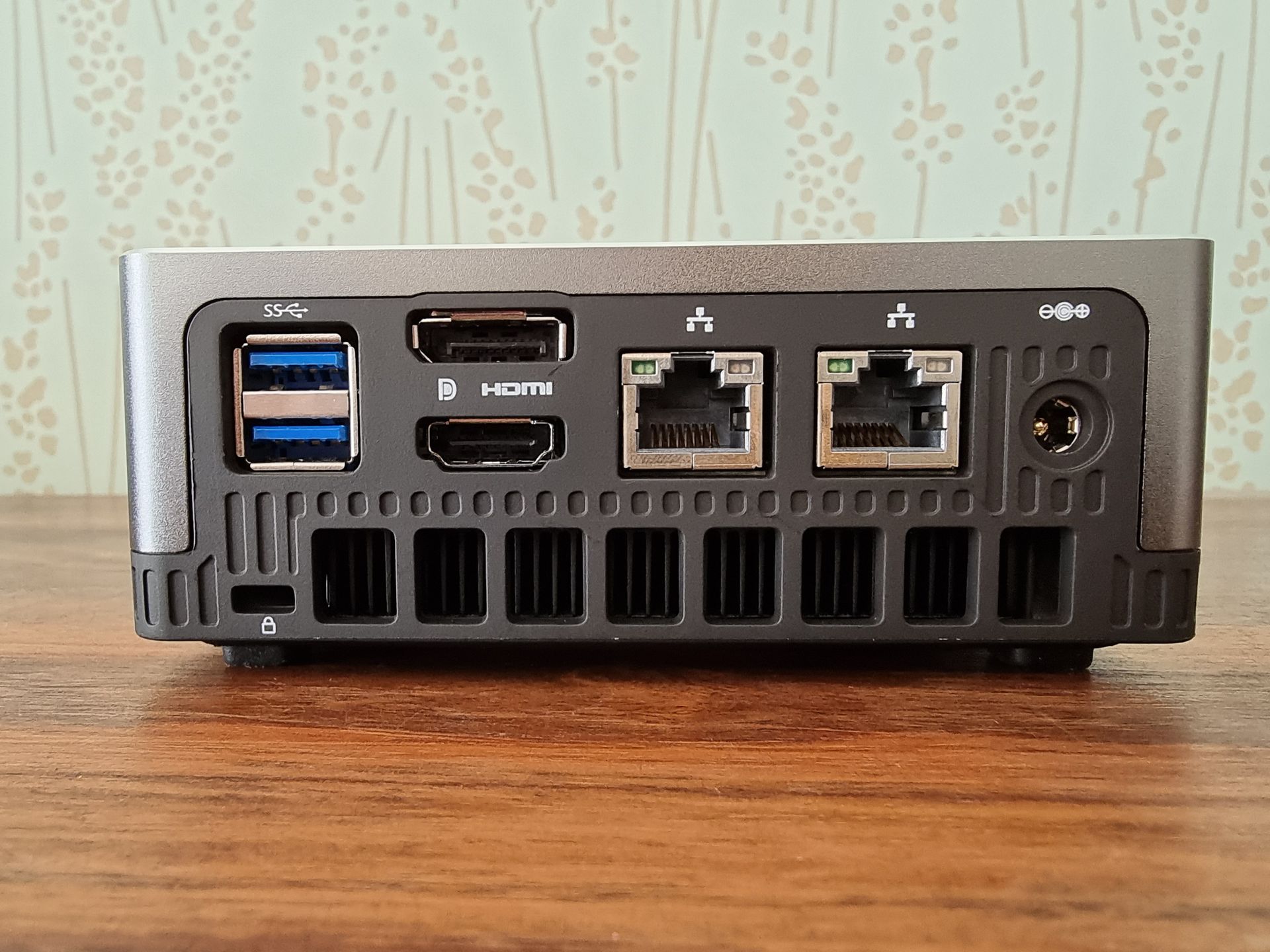 Minisforum EliteMini UM700 review: a pint-sized powerhouse PC | T3
