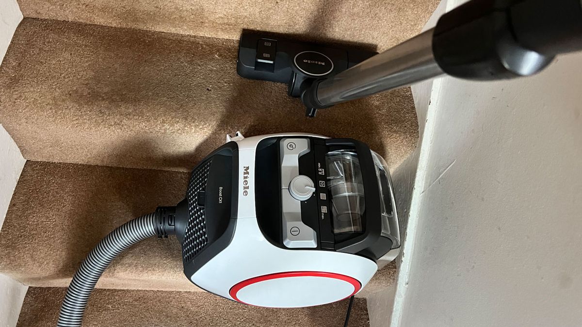 Miele Boost CX1 review | Top Ten Reviews