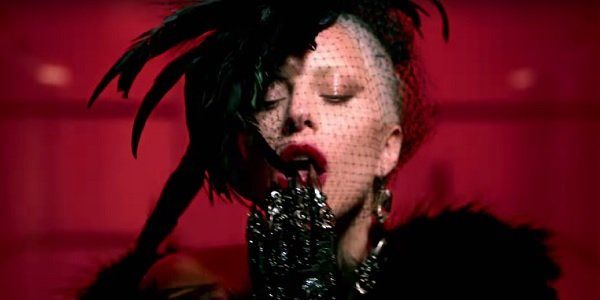 How Lady Gaga Got Angela Bassett Ready For Their American Horror Story