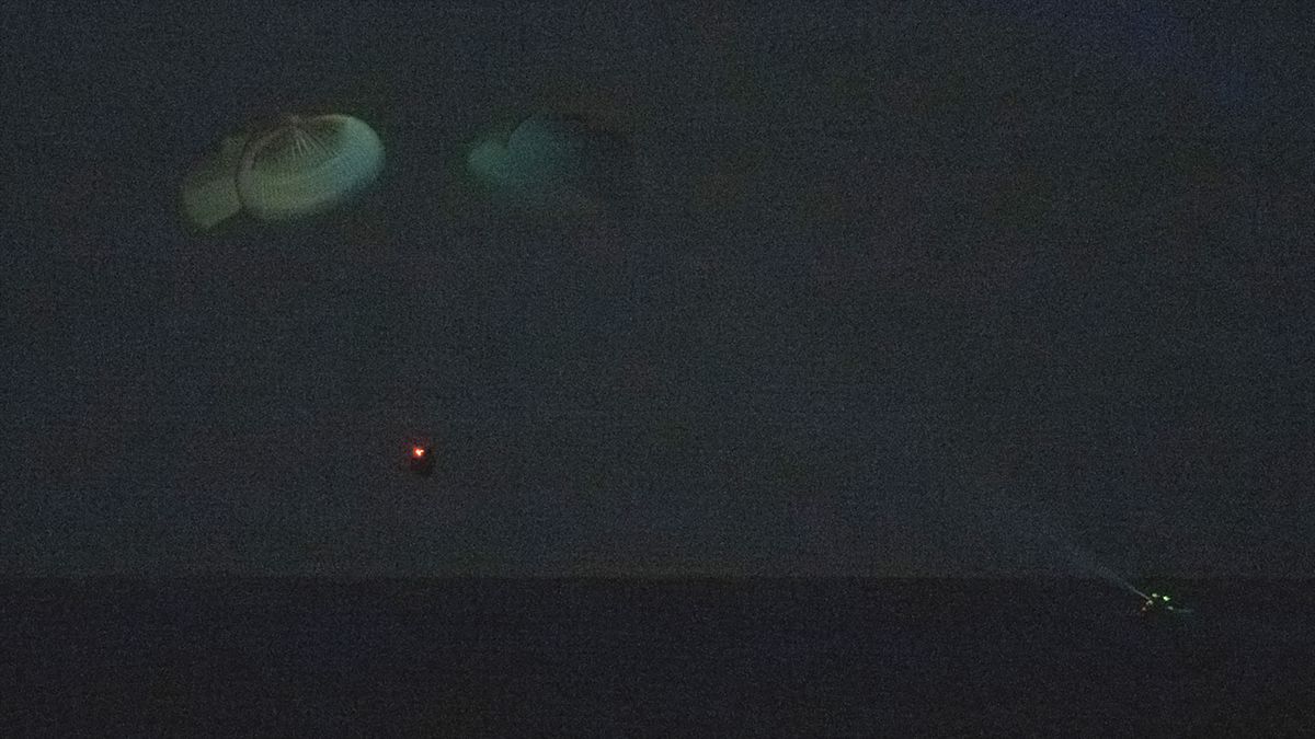 9 firsts in 5 days: Polaris Dawn crew lands from history-making SpaceX ...