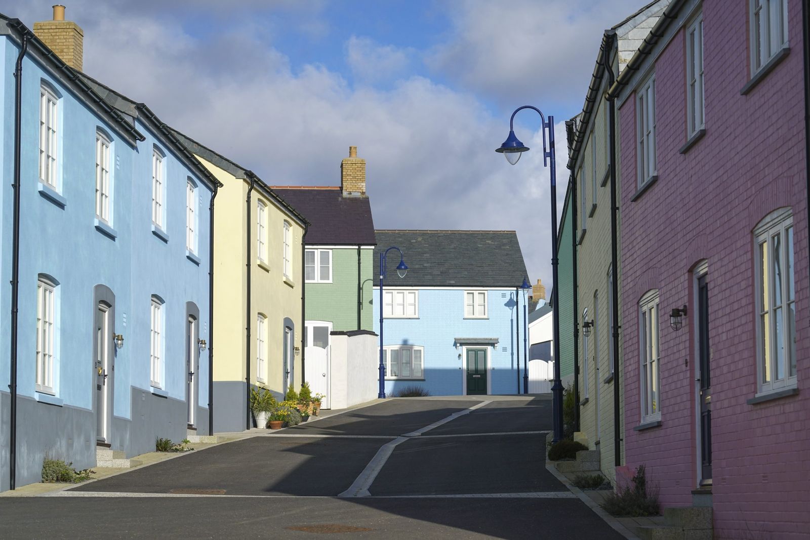 Why is most new-build housing in Britain is awful — and why it doesn't ...