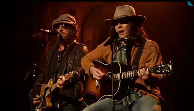Video: Six Killer Acoustic Late-Night TV Show Performances | Guitar World