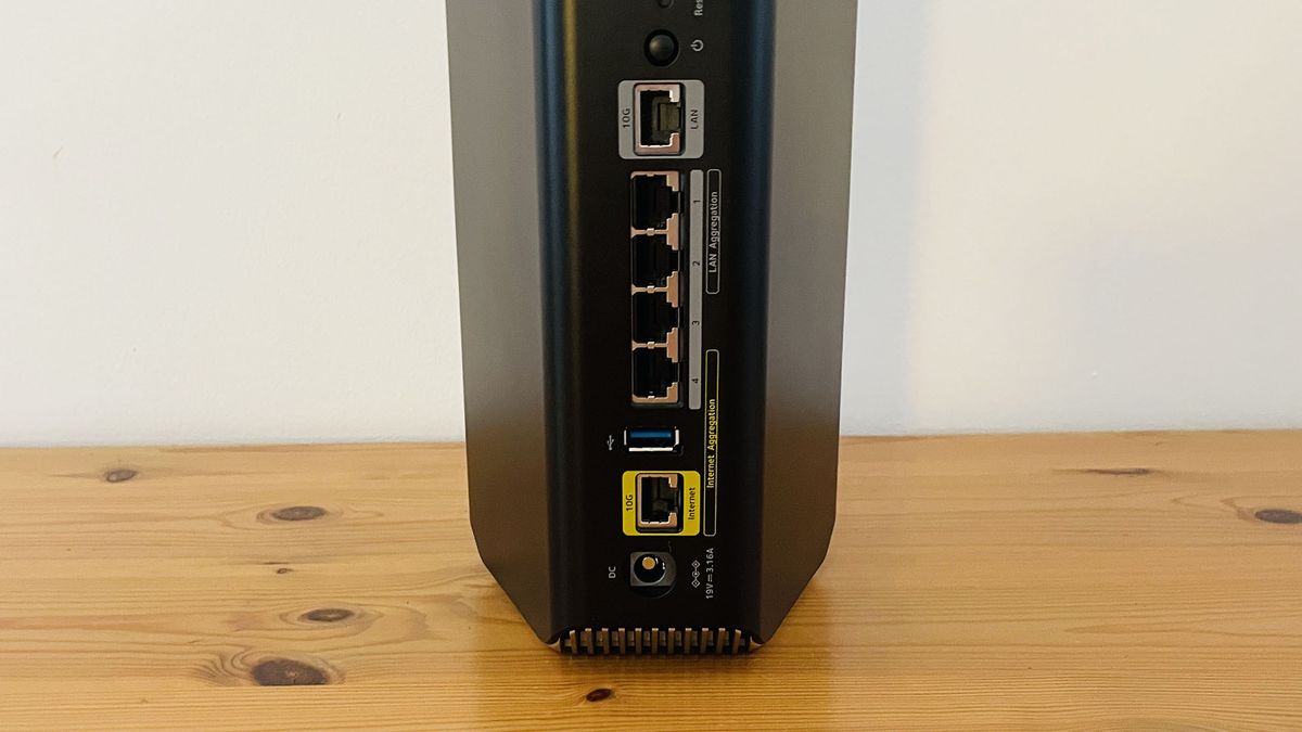 Netgear Nighthawk RS700S review: Netgear’s first Wi-Fi 7 router ...