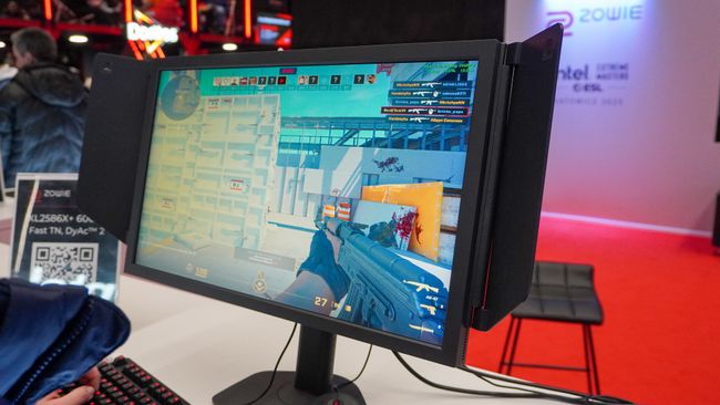 I put 3 stacked monitor setups to the test and this is the one I’m ...