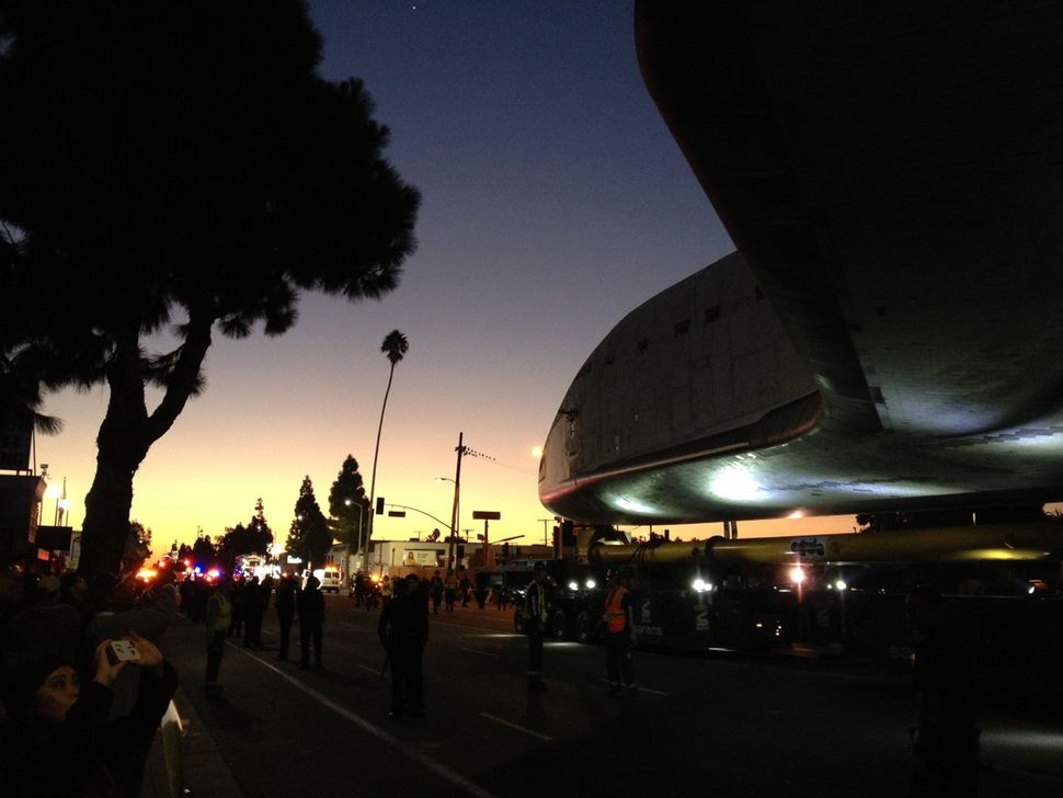 Photos: Shuttle Endeavour Arrives at Its L.A. Museum Home | Space