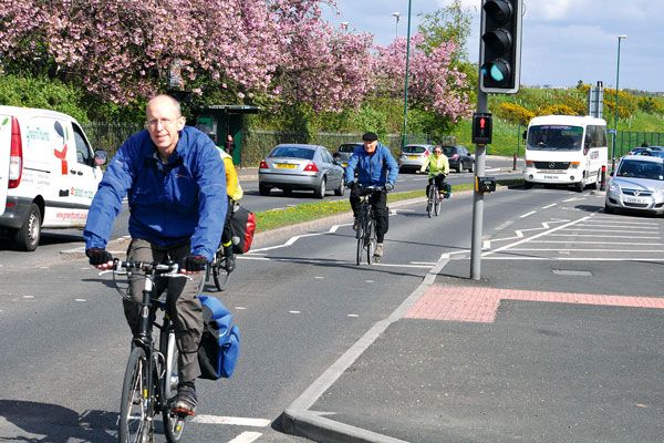 Pelican crossing design flaw | Cycling Weekly