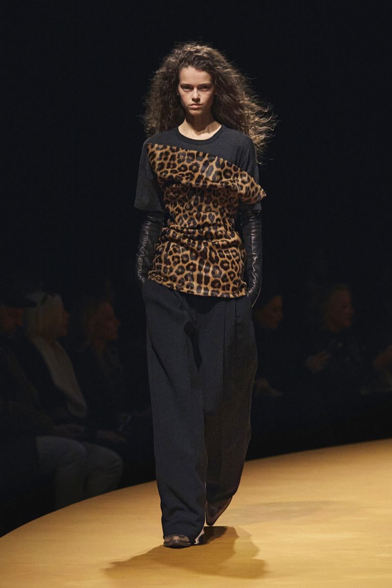 Every Trend Spotted on the Khaite Fall/Winter 2025 Runway at NYFW | Who ...