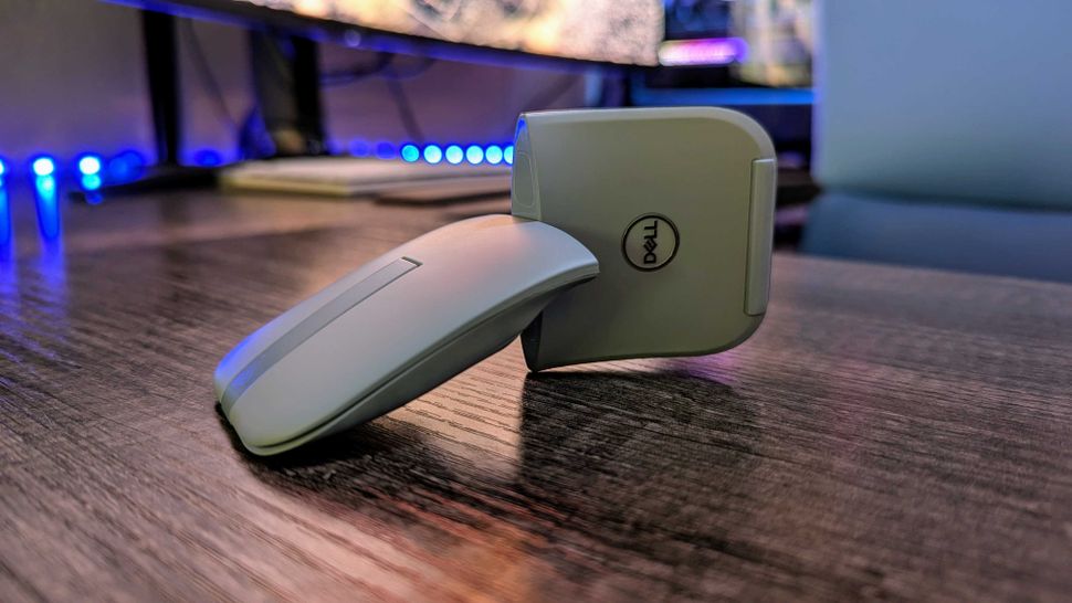 Dell Bluetooth Travel Mouse (MS700) review: Twistable design ...