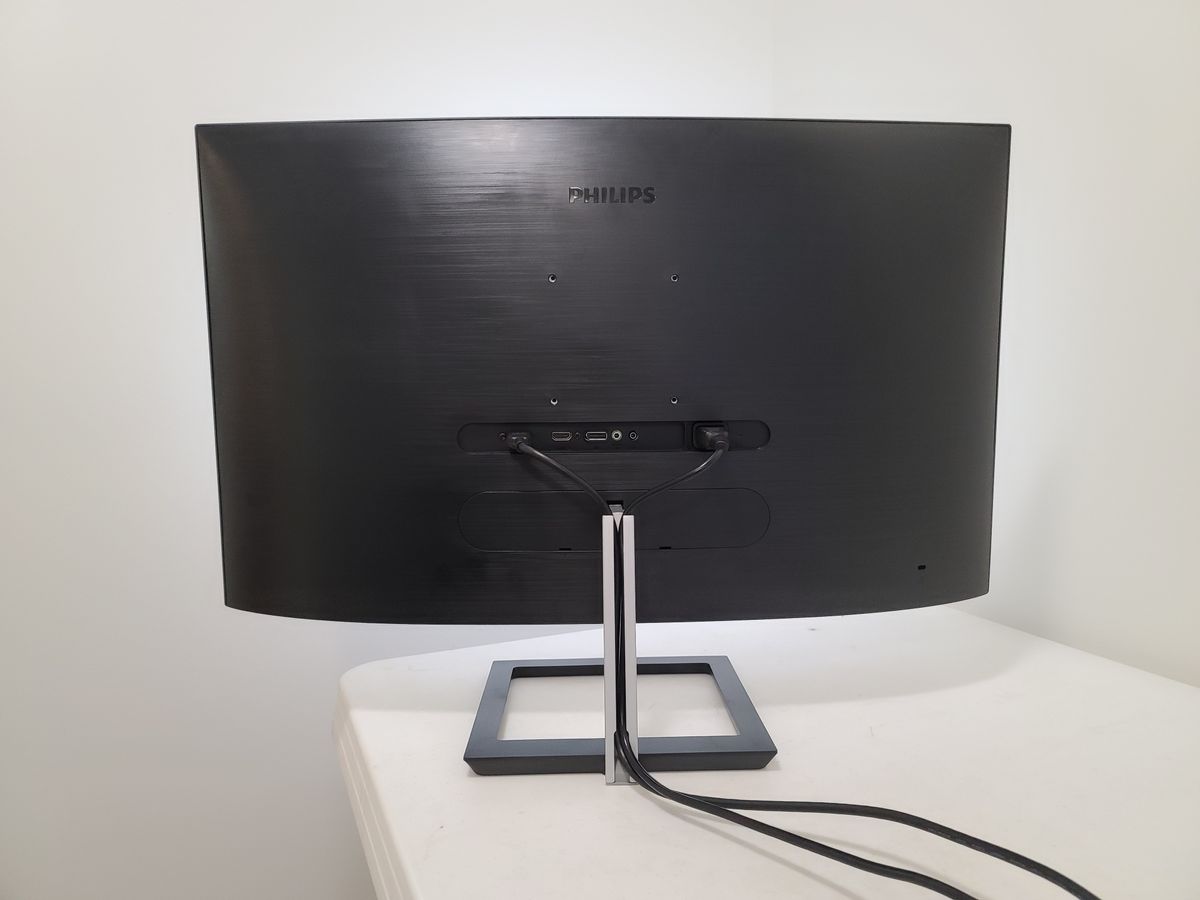 Phillips 328E1CA Review: Colorful, Feature-full | Tom's Hardware