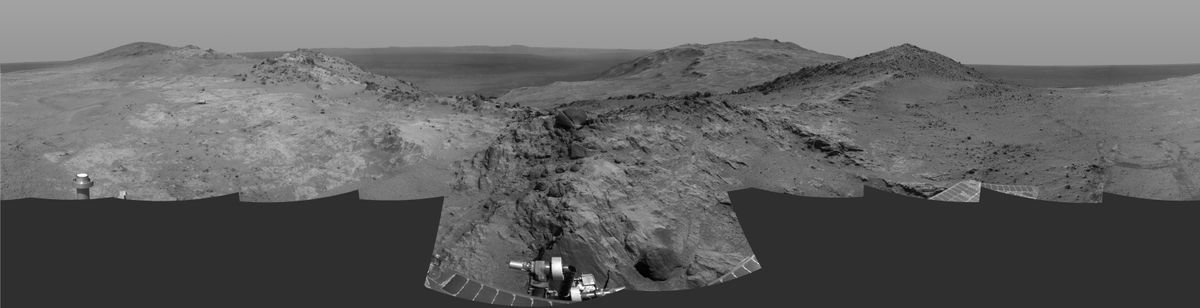 NASA's Opportunity Rover Wins 1st Marathon on Mars | Space