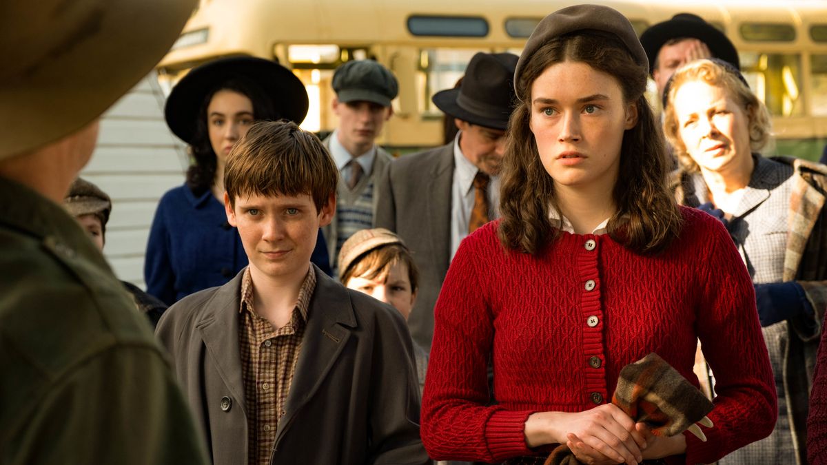 Ten Pound Poms cast: Who's who in the period drama | What to Watch