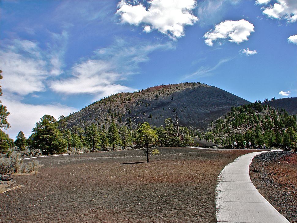 Sunset Crater: Spectacular Photos of a Cinder Cone Volcano | Live Science