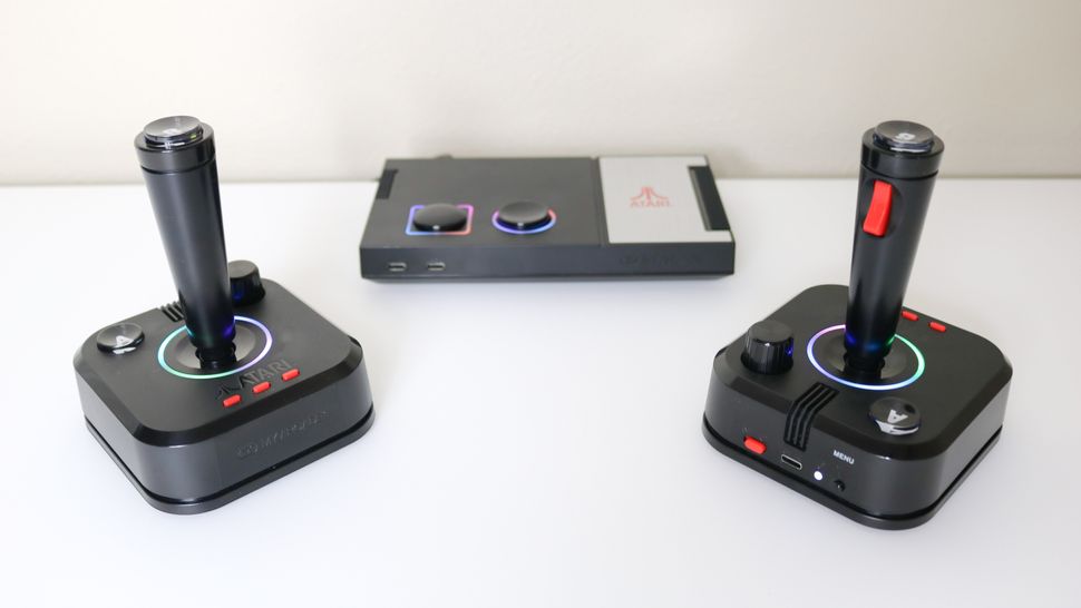 I just had my first taste of classic Atari gaming, thanks to this mini ...