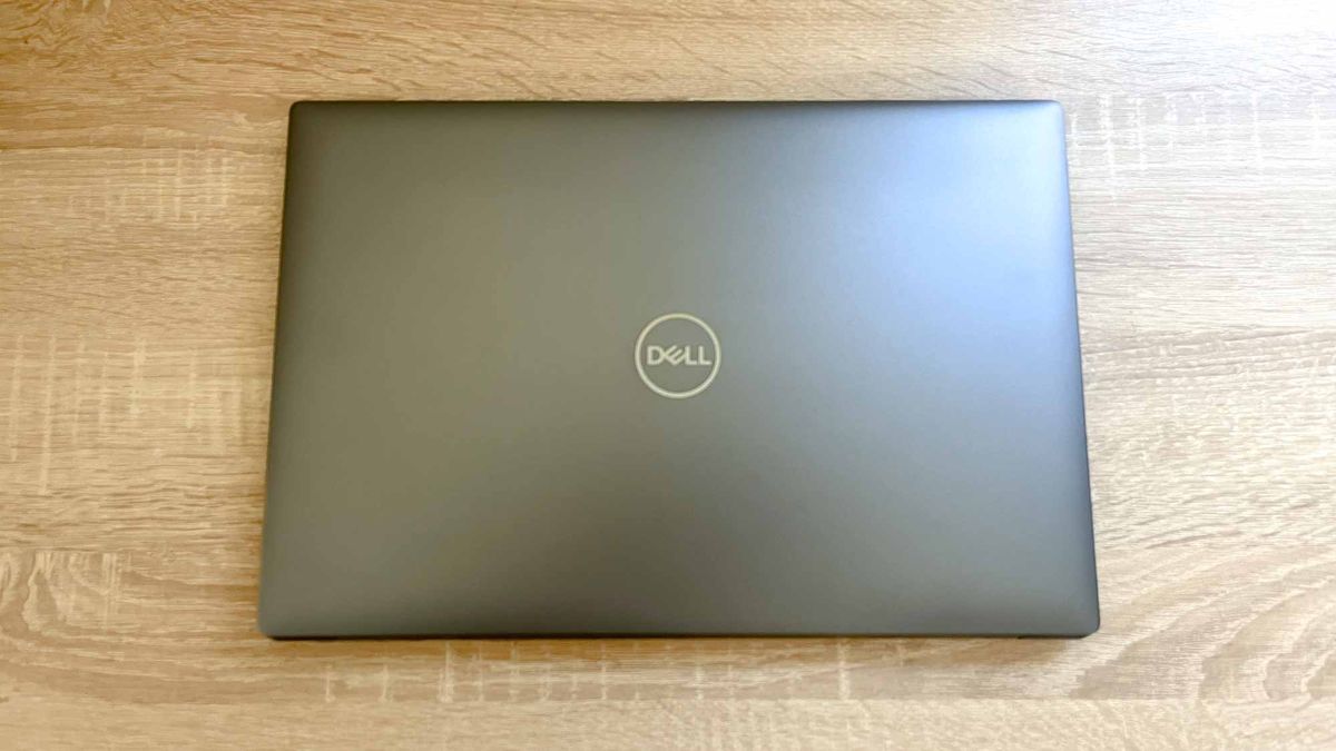 Dell Precision 5680 review: This beefy workstation is surprisingly easy ...