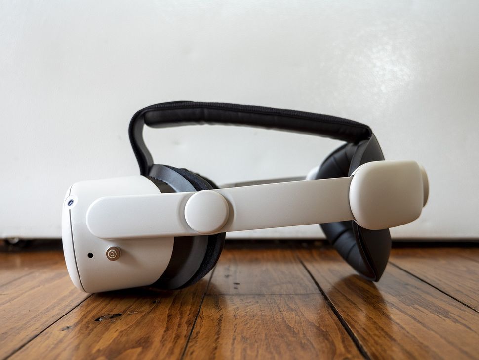 Quest 2 Elite Strap with Battery review: An excellent upgrade (if it ...