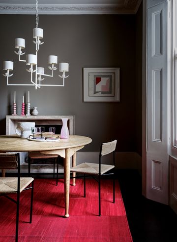 Decorating with red: 16 ways to use this versatile color | Homes and ...