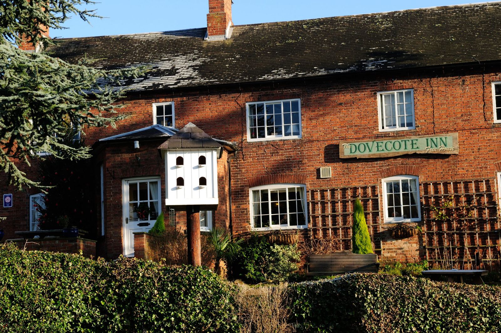 Laxton, Nottinghamshire: The 21st century village still using a ...