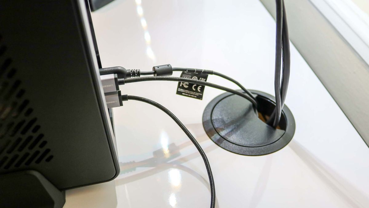 I've tested a dozen standing desks — and this one is my favorite | Tom ...