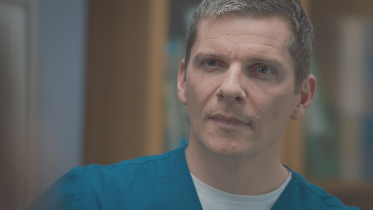 Casualty spoilers: Iain Dean comes clean to Faith! | What to Watch