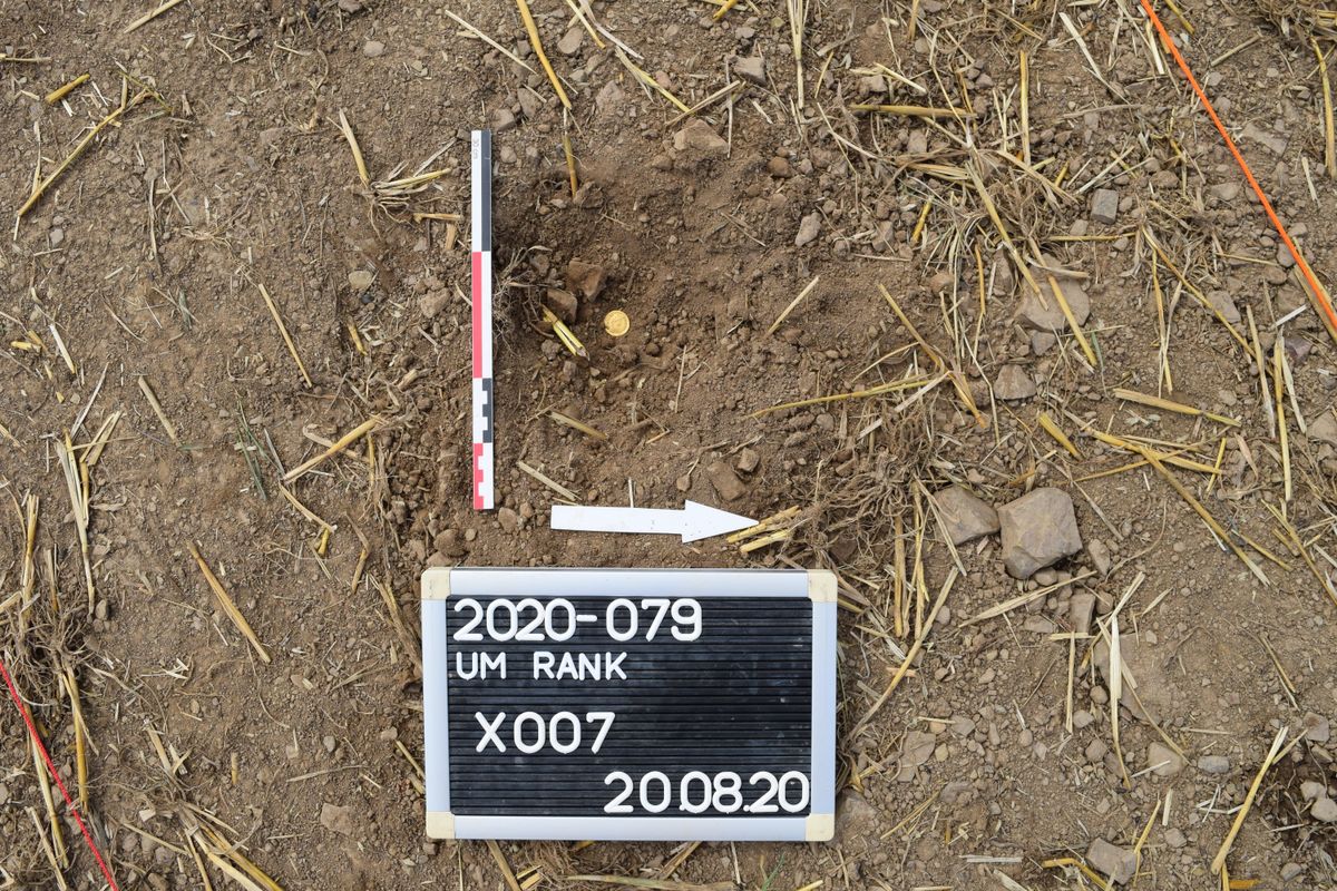 1,700-year-old Roman hoard includes gold coins depicting illegitimate ...