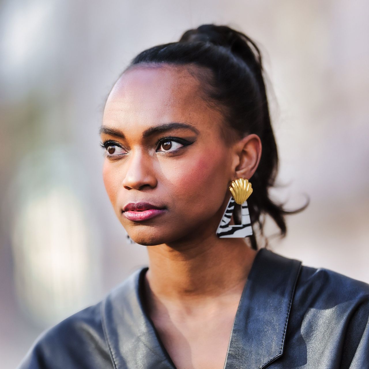 9 Best SPF Setting Sprays to Fix Makeup During Beach Days | Marie Claire