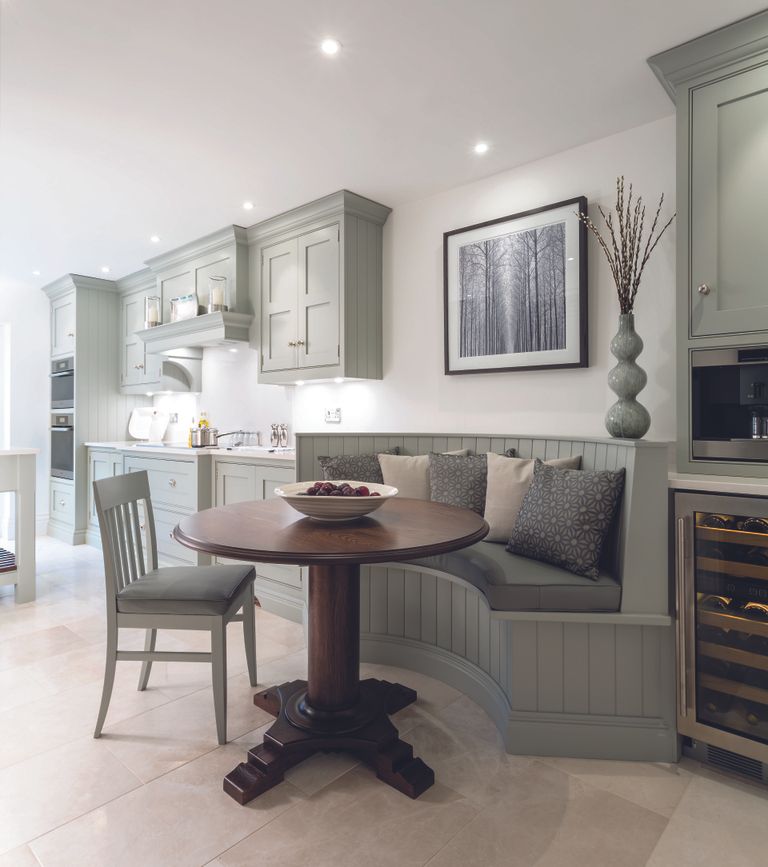 Banquette seating ideas: for a stylish & comfy kitchen diner | Homes ...