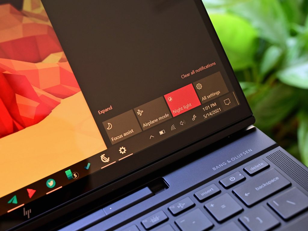 Windows 'Night light' is unlikely to help you sleep better, but it ...