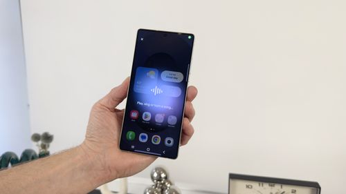 Samsung, please let me buy this new flip-phone | TechRadar