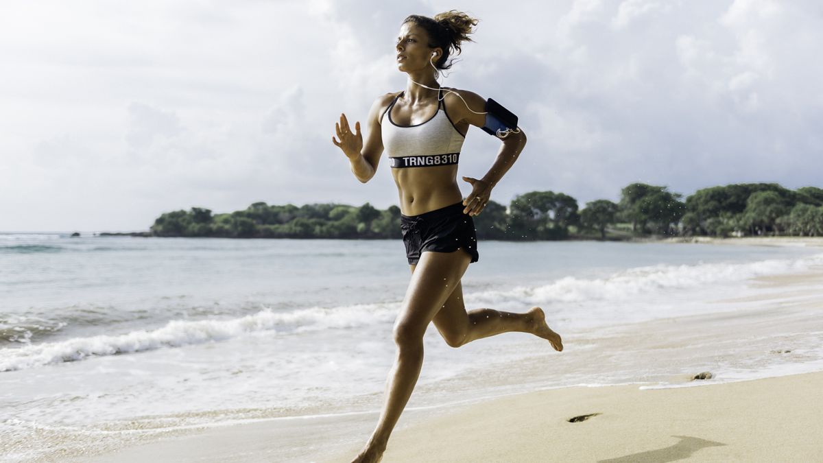 Running on sand: a guide to desert and beach running | Advnture
