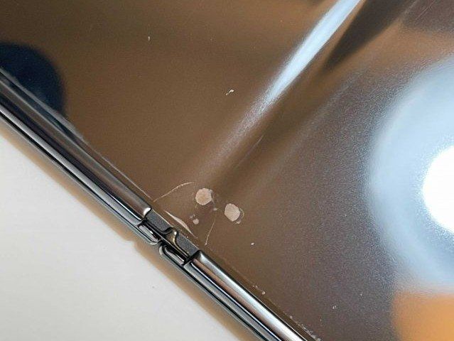 How I faced my fears and replaced my Galaxy Z Fold 2's screen protector ...