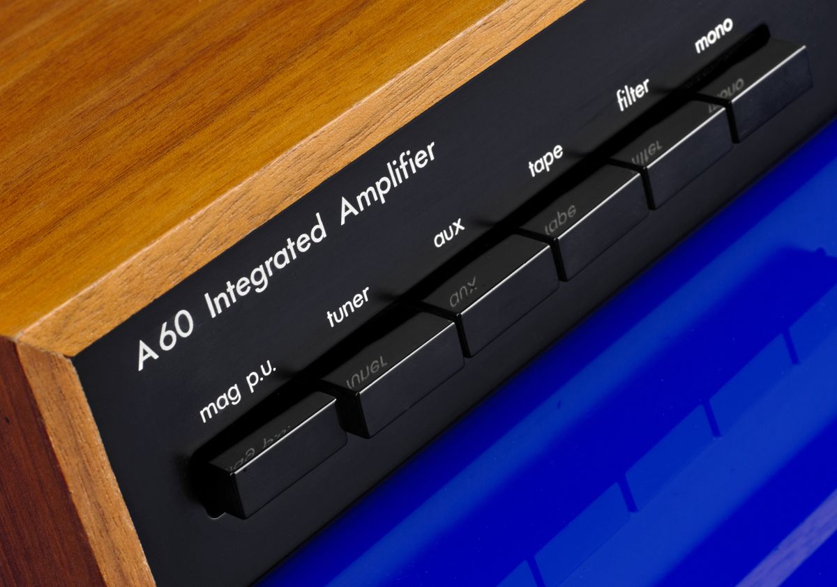 That Was Then... A&R Cambridge A60 (1976) vs. Arcam A19 (2013) | What ...