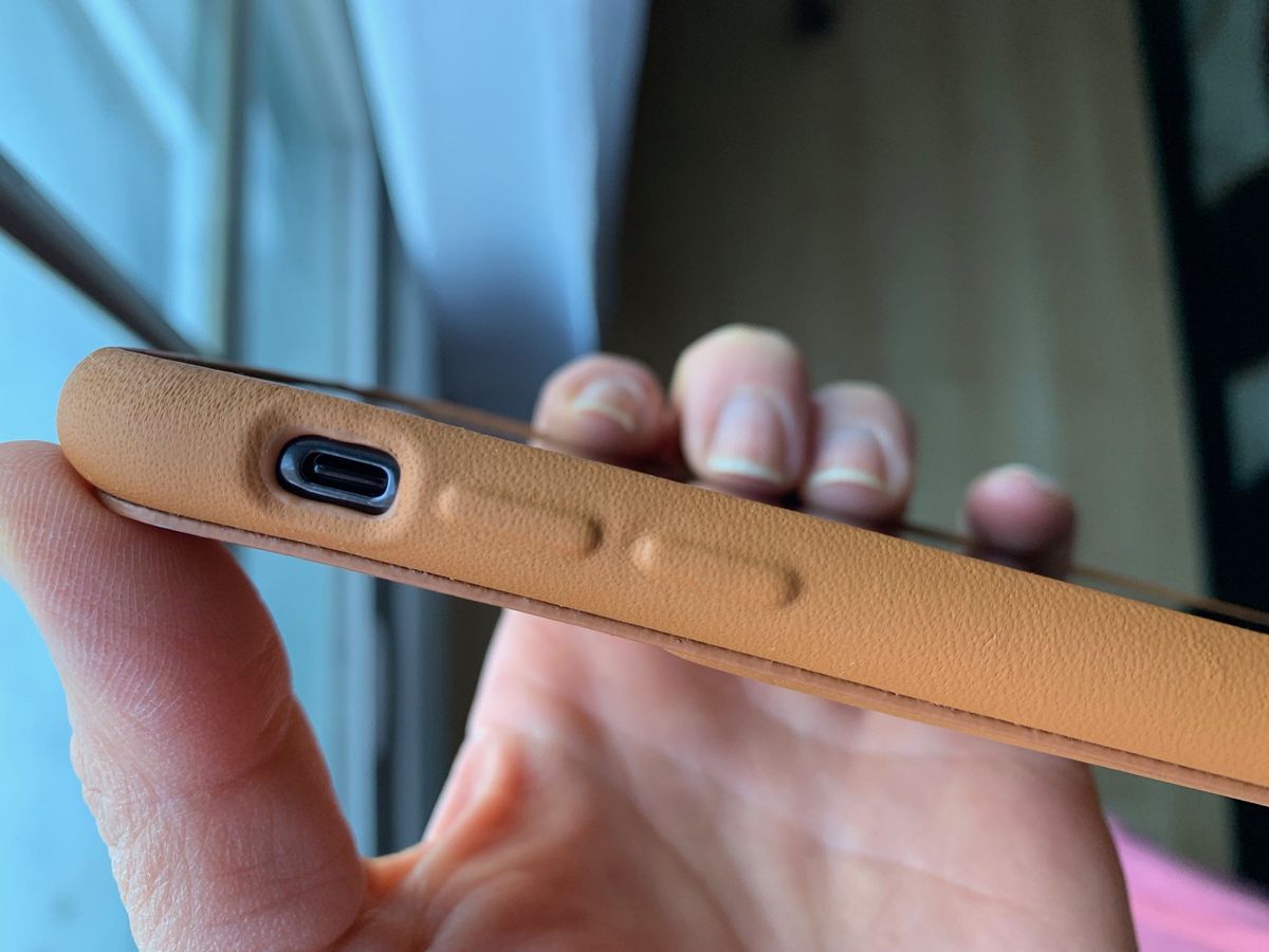 Mujjo Leather Wallet iPhone Case review: Simply luxurious | iMore